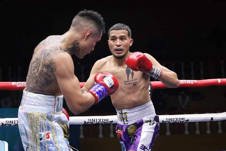 Va por una nueva victoria el boxeador nayarita Carlos "El Mini" López