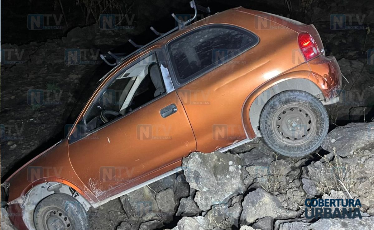 Auto Chevy se sale de la carretera a San Luis Lozada, no encontraron ...